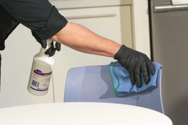 6 Things to Consider When Choosing a Janitorial Partner for Your ...